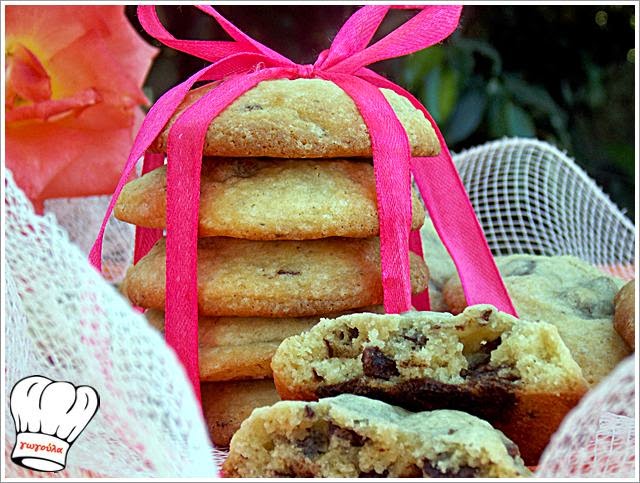 COOKIES ΜΕ ΚΟΜΜΑΤΙΑ ΣΟΚΟΛΑΤΑΣ!!! - Νόστιμες συνταγές της Γωγώς!